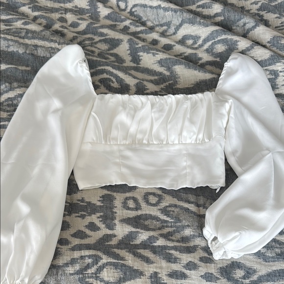 Princess Polly | Tops | Princess Polly White Puff Sleeve Crop Blouse ...
